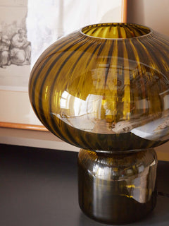 Lampe Martin en verre ciselé vert olive - Cyrillus FR